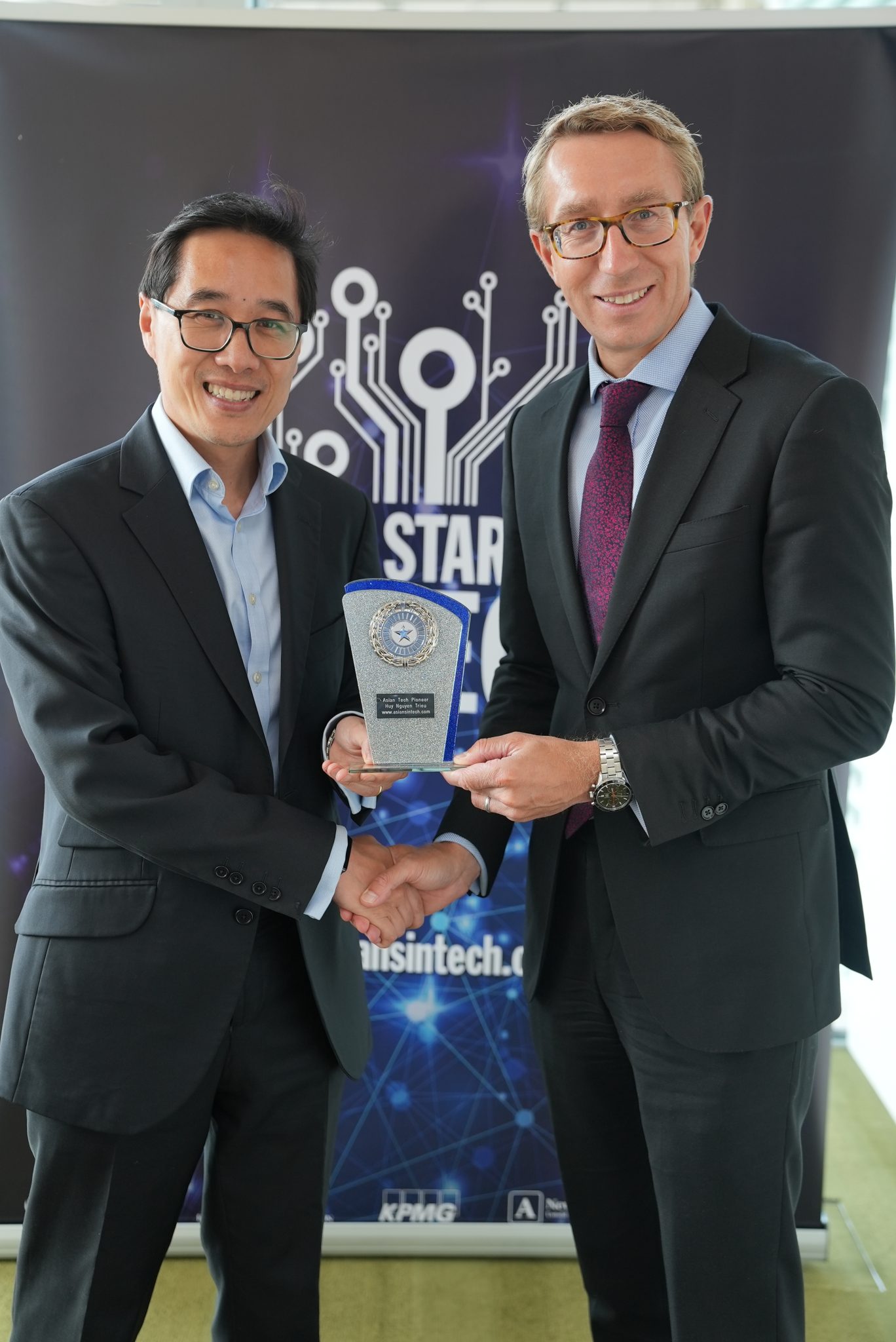 CFTE's Co-Founders Huy Nguyen Trieu and Tram Anh Nguyen Awarded Top 10 Asia Tech Pioneers in the ...